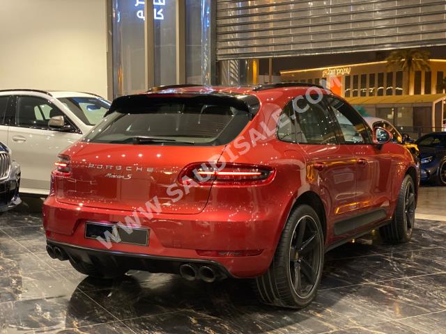 Used 2015 2015 Porsche Macan S Red color For Sale | Saudi Sale سعودي سيل