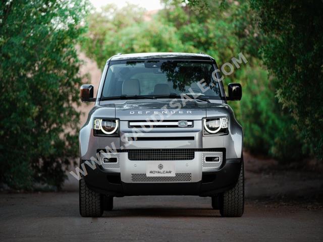 New 2024 2024 Land Rover Defender SE Light Gray color For Sale | Saudi ...