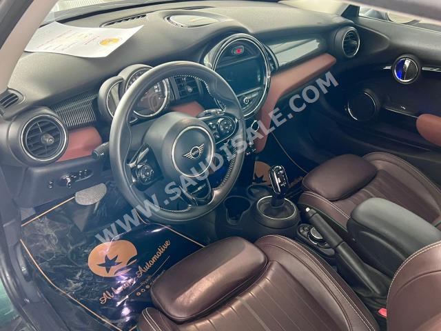 Used 2020 2020 Mini Cooper Green color For Sale | Saudi Sale سعودي سيل