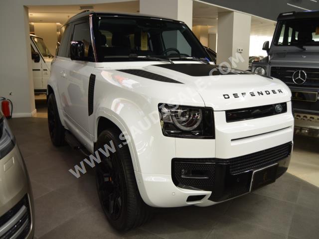 Used 2021 2021 Land Rover Defender White color For Sale | Saudi Sale ...