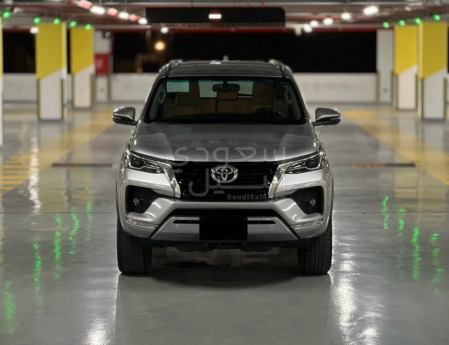 Used 2022 2022 Toyota Fortuner VX Light Gray color For Sale | Saudi ...