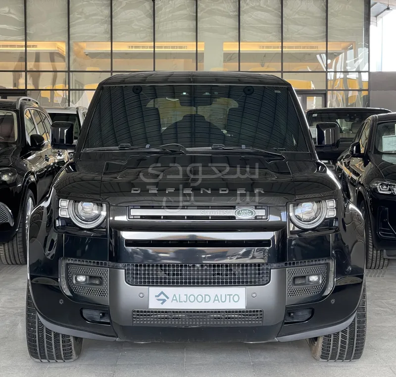 Used 2023 2023 Land Rover Defender 110 Black color For Sale | Saudi ...