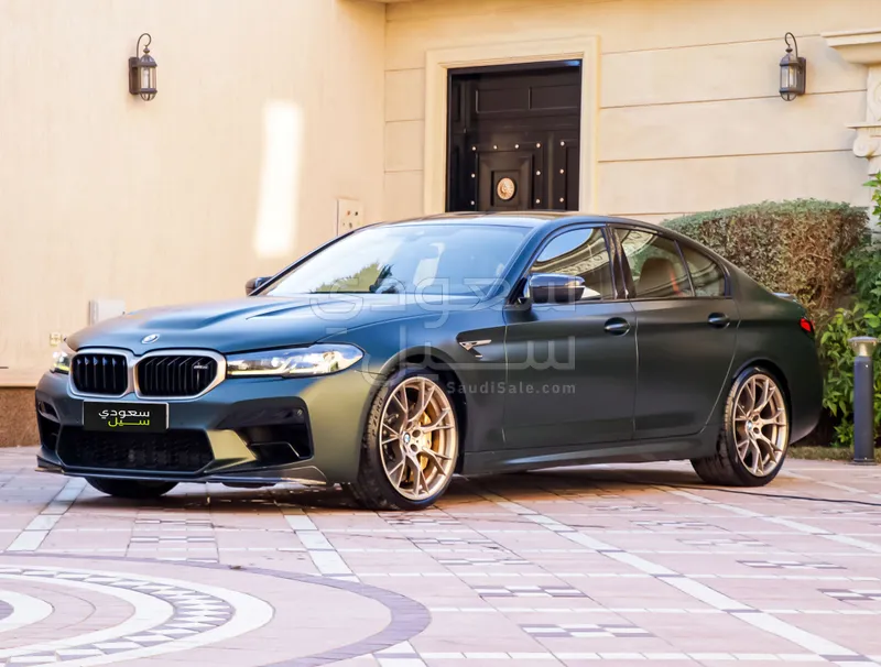 Used 2022 2022 BMW M Series M5cs matte green color For Sale | Saudi ...