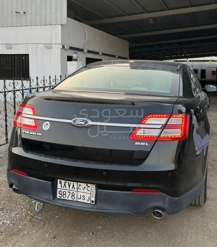 Used 2014 2014 Ford Taurus SEL Black color For Sale | Saudi Sale سعودي سيل